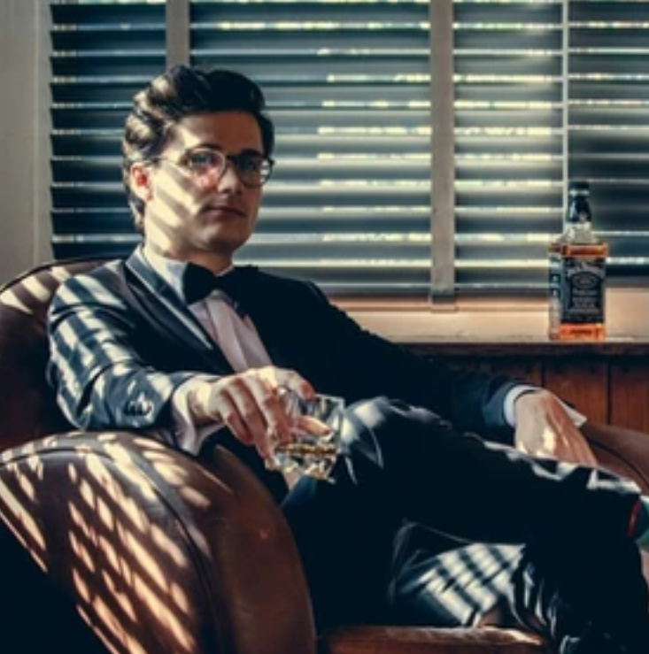 Dennis van Aarssen & Jeff Franzel Craft Timeless Magic in ‘Cloudy ...