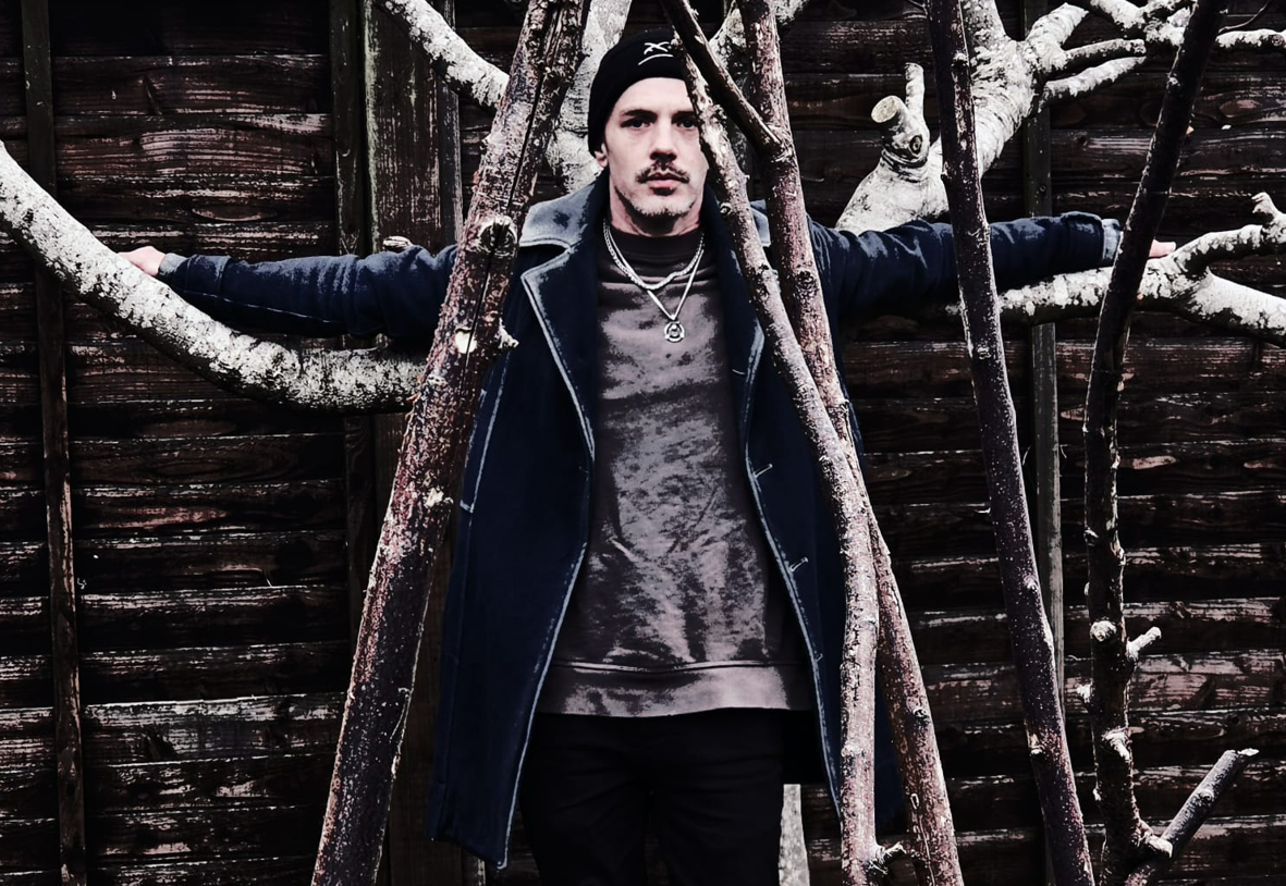 On Debut ICHI, UZU Delivers Hard Rock as Liturgy for a Blackened Sun – Indie Boulevard Magazine